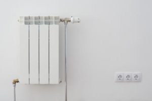 Radiateur basse température : prix, atouts, modèles et conseils de pro ...