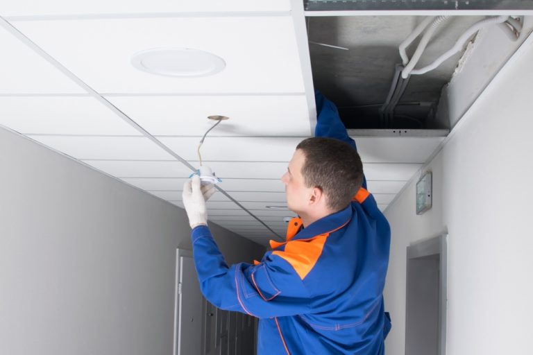 Cache fil plafond : lequel acheter, comment faire ? - monEquerre.fr