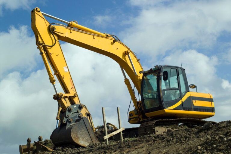 Faire appel à un terrassier : quelles prestations pour quels tarifs ...